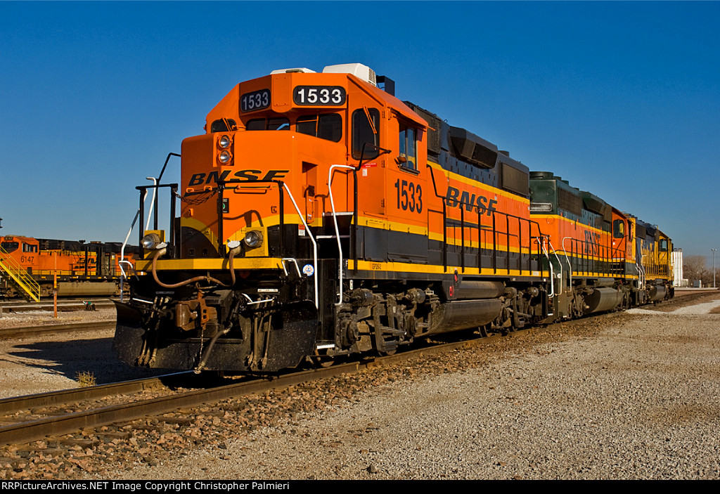 BNSF 1533